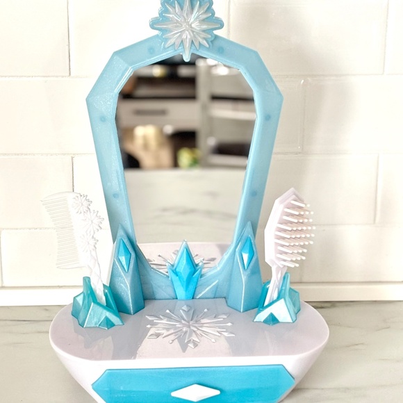 Disney | Toys | Disney Frozen Icy Magic Vanity Play Set Accessories ...